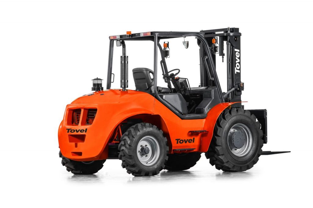 2.5t And 3.5t 4 Wheel Rough Terrain | Magnum Material Handling